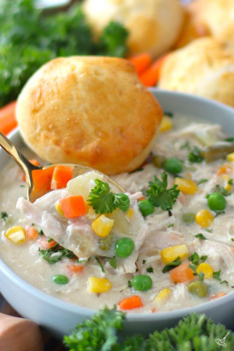 Crustless Chicken Pot Pie - French Kiss Cook