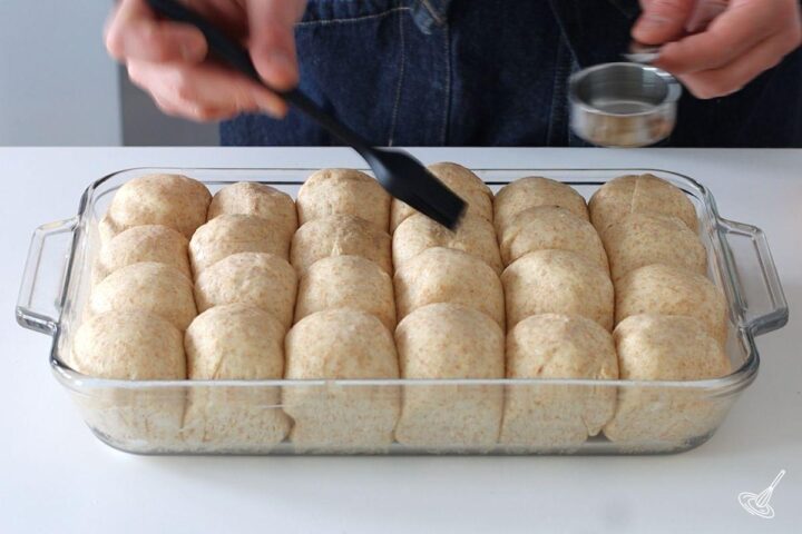 Honey Whole Wheat Dinner Rolls - French Kiss Cook